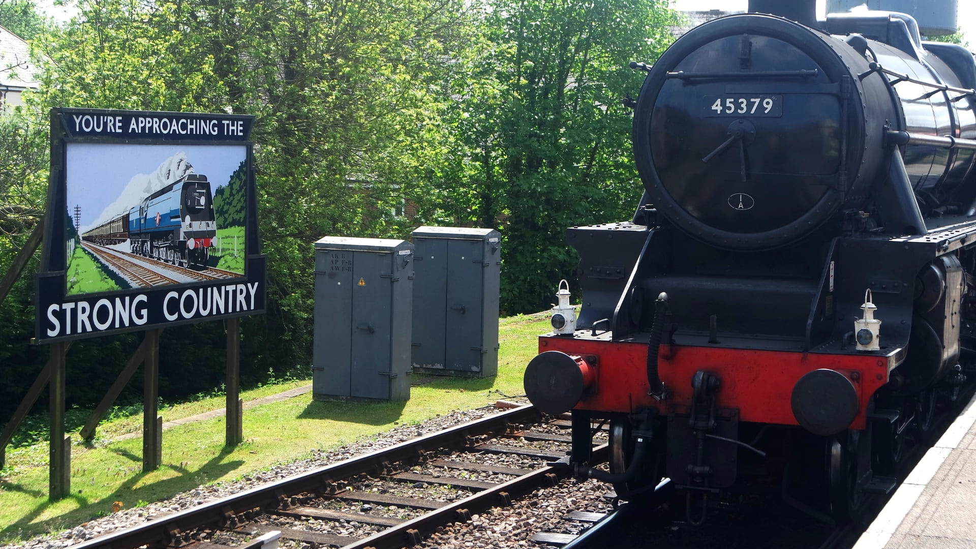 Kew Gardens, RHS Wisley and the Watercress Line